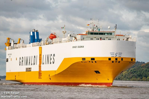 RO-RO CARGO HANDLING – PART II SHIP STABILITY AND SAFETY (0102 H&S ENG)